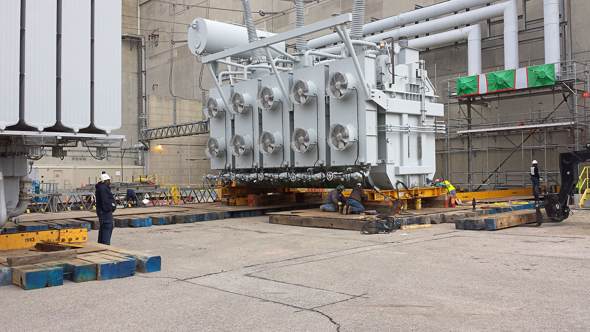 DTE Energy Fermi 2 Transformer Interchange in Newport, MI | Walbridge